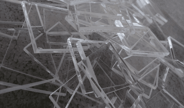 How to Laser Engrave Acrylic: The Ultimate Guide - Laser Engraving Tips